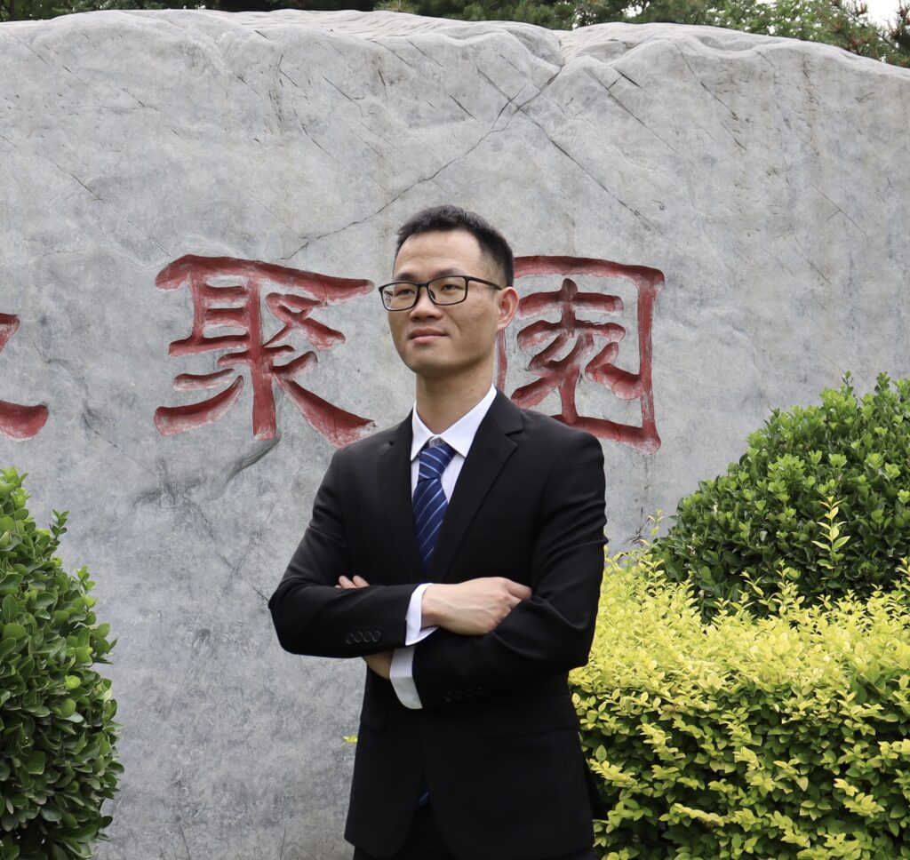 Cheng Huang – Quantum Many-Body & Numerics